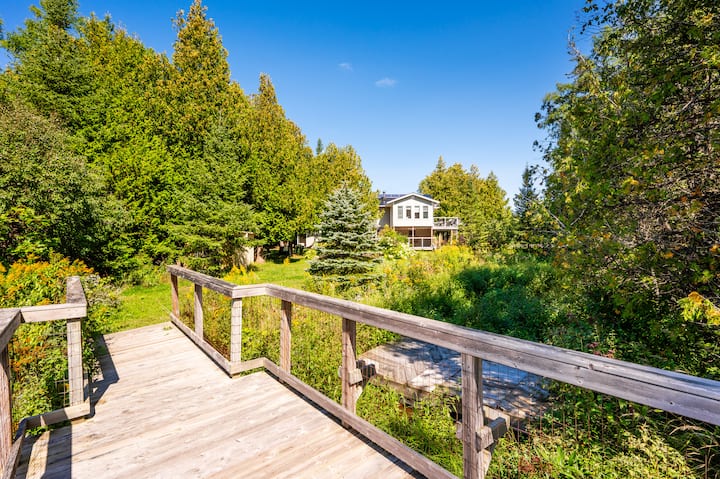 Serenity Shores Kayak Paradise - Tobermory