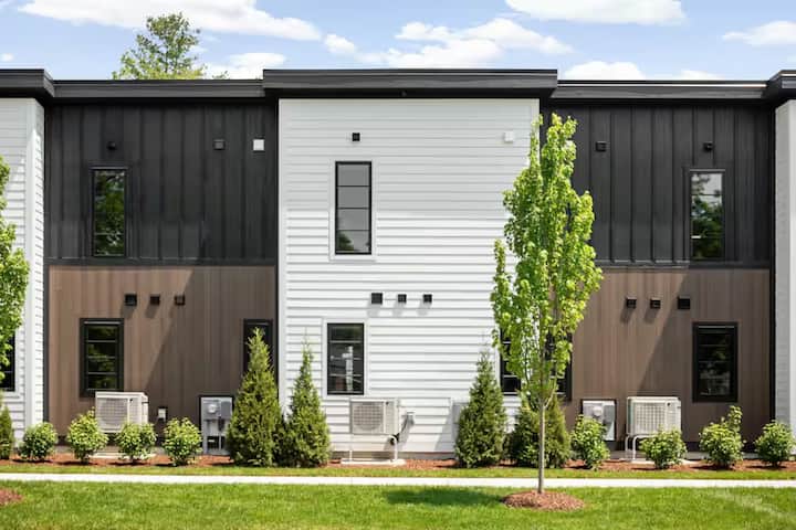 Dunecrest Building - Traverse City, MI