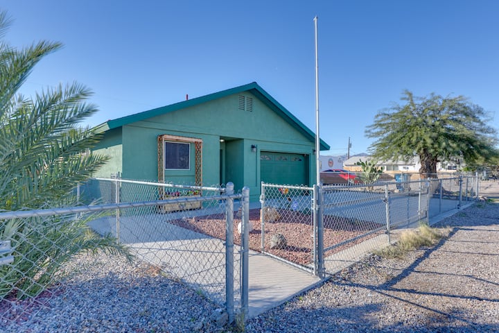 Patio Hangouts! Home By Rotary Park & River Access - Laughlin, NV