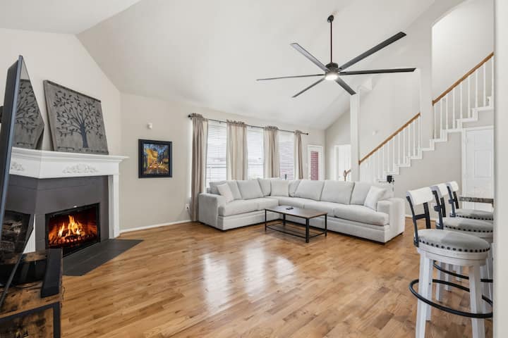 Quiet Neighborhood | 3 Bds W/ Walking Trails! - Kingwood - Houston