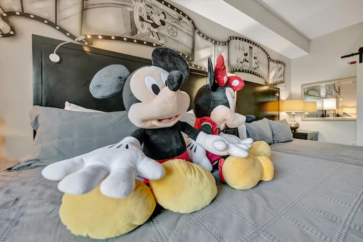 Free Shuttle To Disney & Universal |No Resort Fees - Orlando