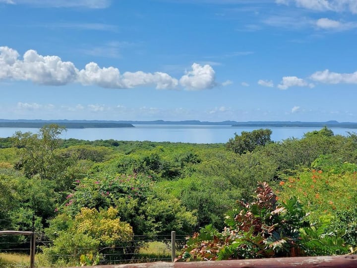 Two Bedroom Selfcatering Hornbill Cottage - Hluhluwe