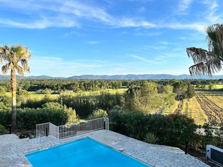 La Colline Des Maures - Les Arcs