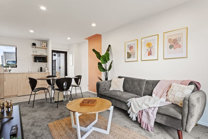 Cozy: 2br House On Carrington Road - Auckland