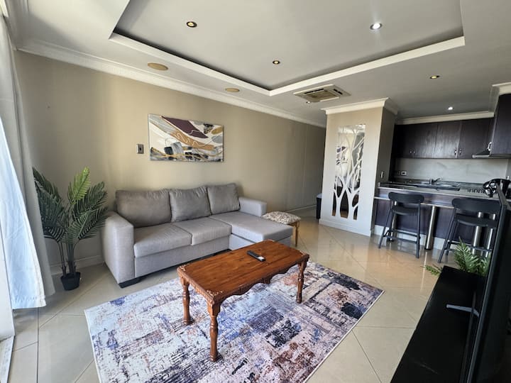 Comfortable 2 Sleeper Close To Cruise Terminal - Durban