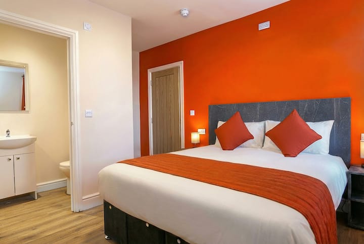 Suite-famille-sdb Privée Avec Douche - Peterborough