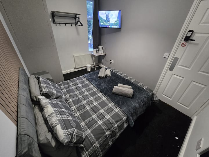 Double-large-salle De Bain Partagée - Burnley