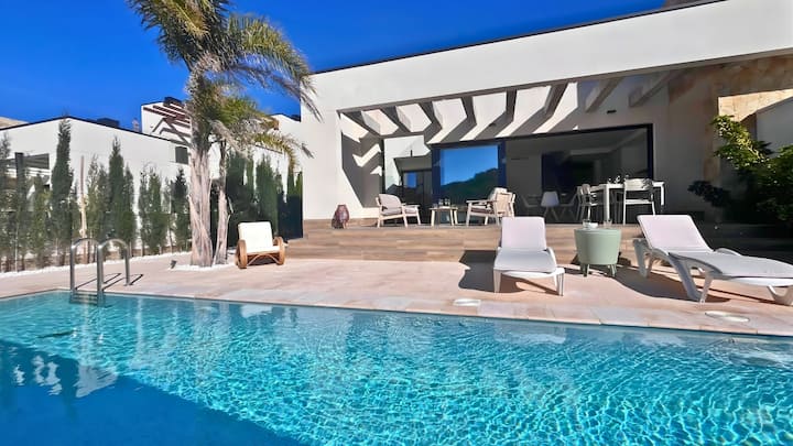 Villa 3 Chambres Avec Piscine Privée Au Golf De - Elche