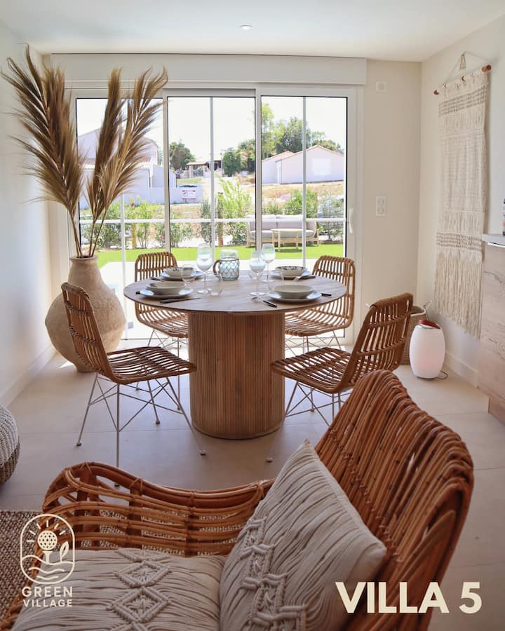 La Villa 9 - Piscine - Golf - Nature - 8/10 Person - Vendée