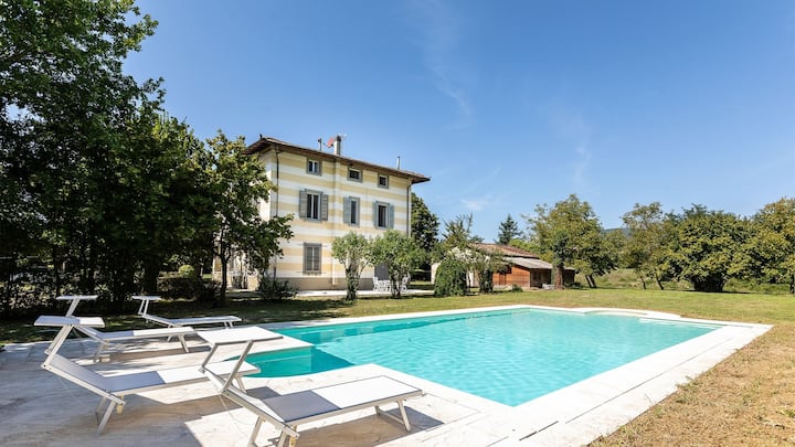 Villa With Private Pool In Mugello Area - Italie