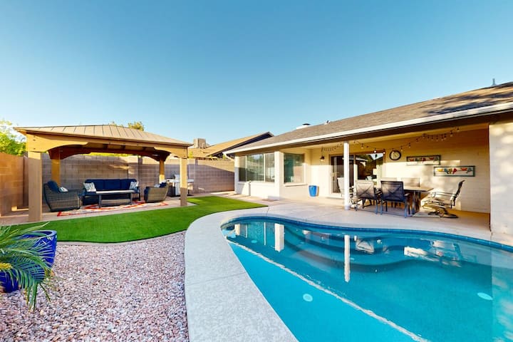 4br Modern Home With Pool, Yard, Games, & W/d - Mesa, AZ