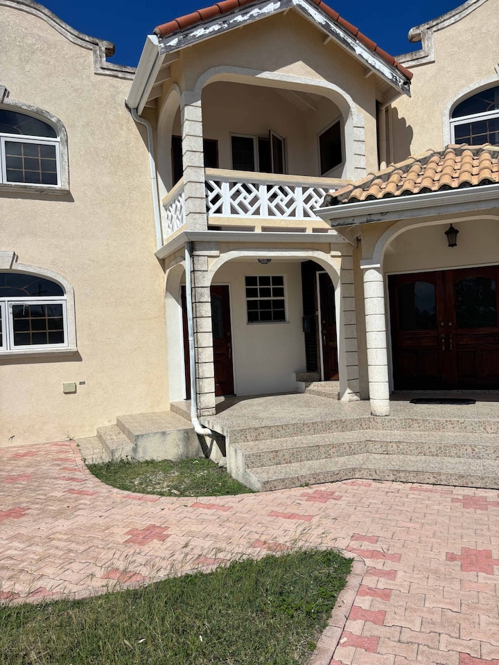 Ealing Park South Apartments - Barbados