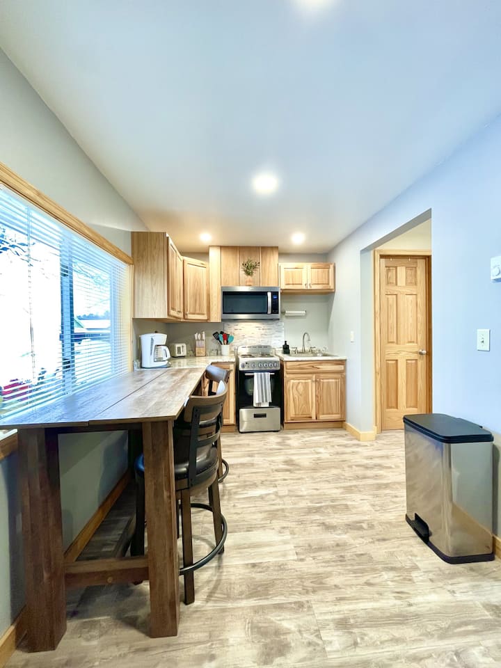 Moonlight Cottage | Mckinney Lake Cottages - Coleraine, MN