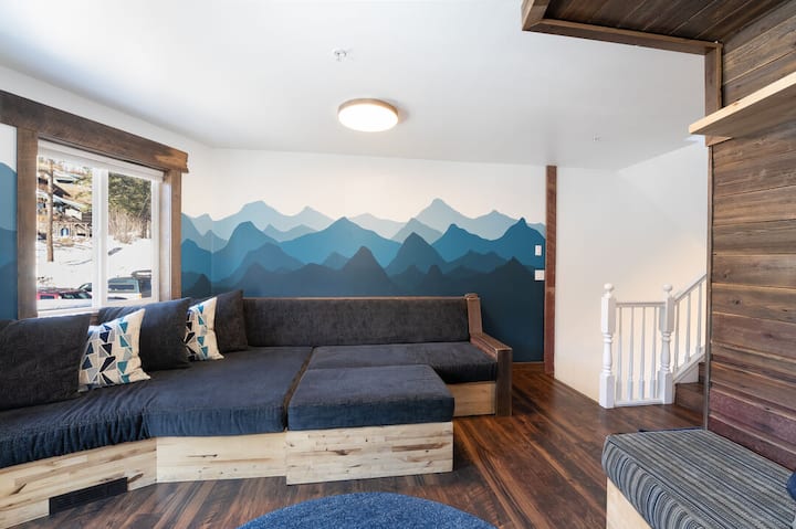 New! Walk To Lift, Ski Home | Pet Friendly! - Whitefish, MT