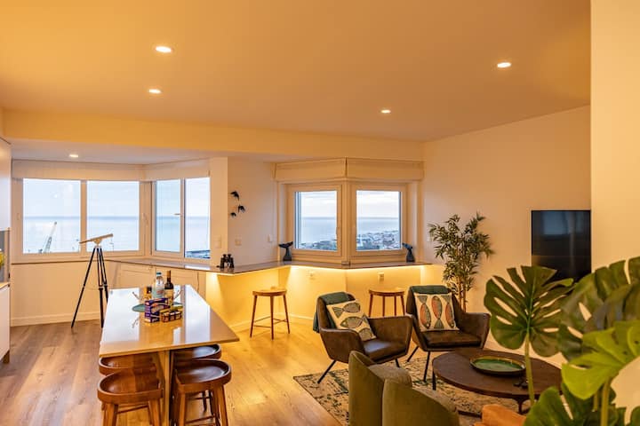 Highest Vacation Home In Azores-deluxe Penthouse - Ponta Delgada