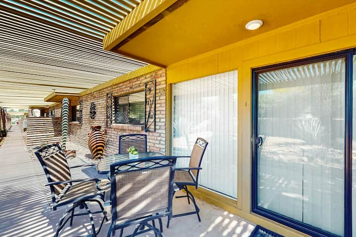 Charming 2br | Patio | Pool | W/d - Carefree, AZ