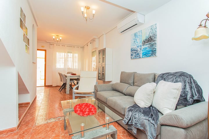 236 Sunny Duplex -Alicante Holiday - Playa Flamenca