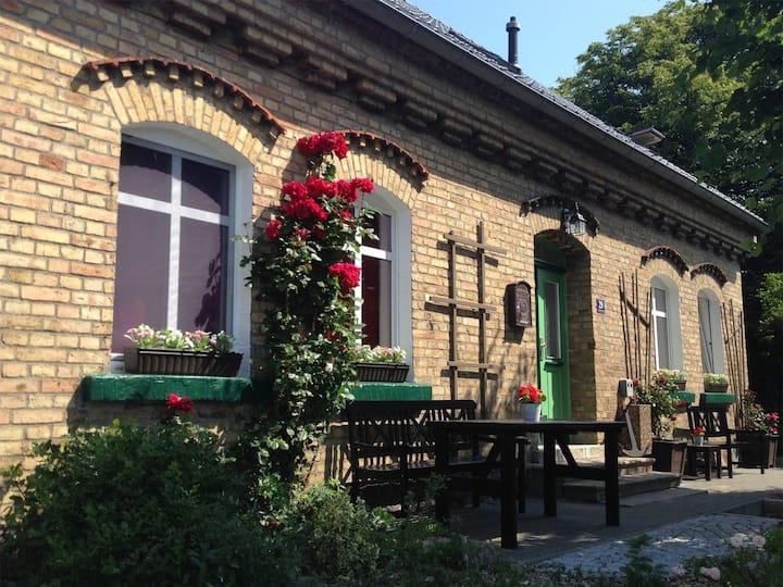 Wohnung Für Sechs Personen Im Dachgeschoss - Schaprode