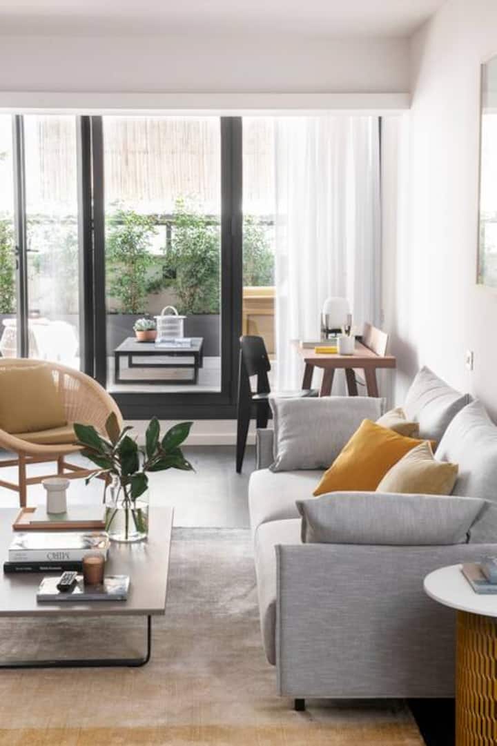 Sunglow -Spacious Barcelona Apartment With Terrace - Barcelone