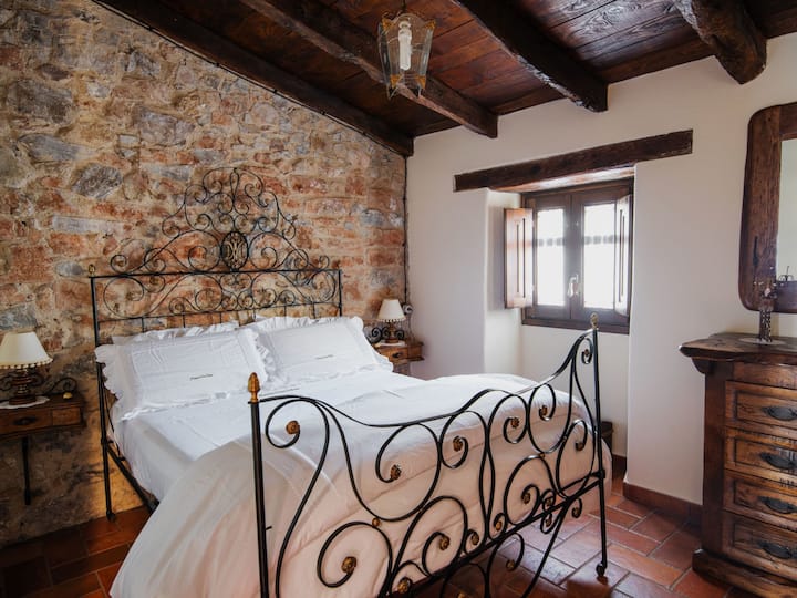 Superior-doppelsuite Mit Schlafsofa By Interhome - Centelles