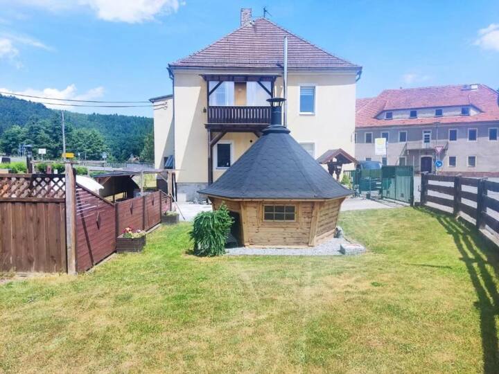 Am Hofladen Hellendorf - Sächsische Schweiz - Rosenthal-Bielatal