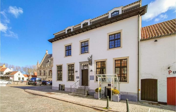 Authentic Stay In The Heart Of Damme - Damme