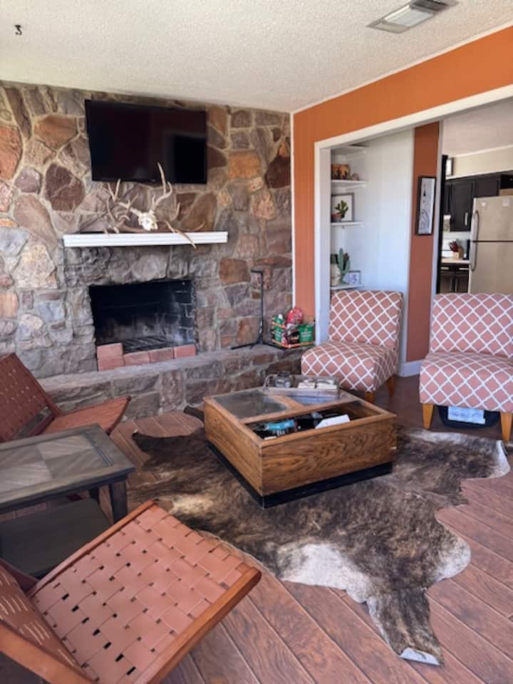 The High Line - Alpine, TX