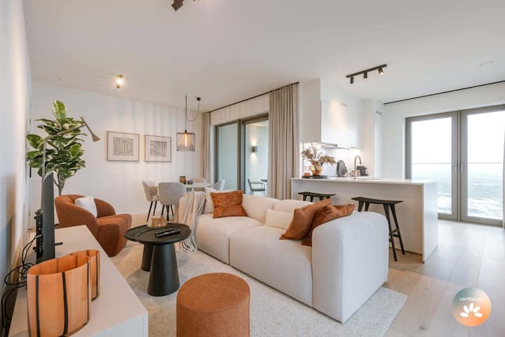 Luxury Seaview Stay With Free Private Parking - Ostende