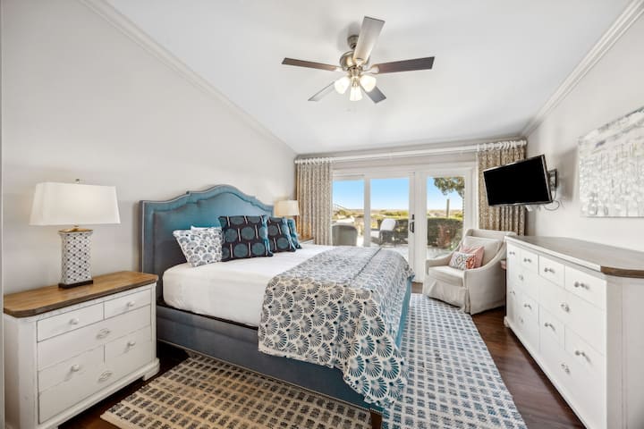 Oceanfront Pet-friendly Villa W/private Courtyard - Fernandina Beach, FL