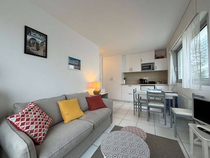 Appartement Cosy Avec Balcon Et Parking, Royan - Royan