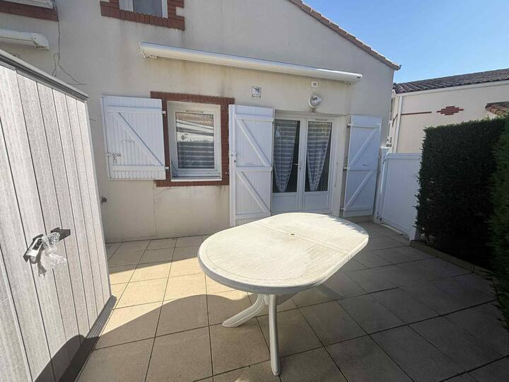 Maisonnette 4 Pers, Piscine, Proche Plage - La Tranche-sur-Mer