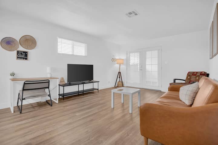 Walkable King Bed Stay Close To Golf - Phoenix, AZ