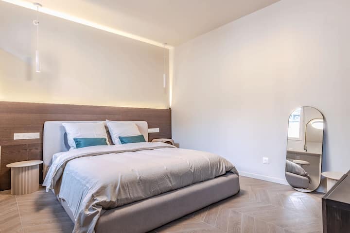 A Stylish And Renovated Apartment - Porte de la Villette