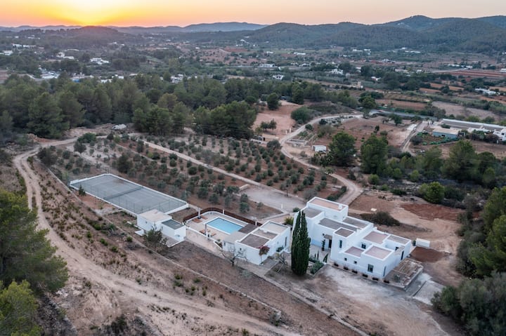 Finca Samavāra – Holistic Luxury Retreat In Ibiza - Ibiza