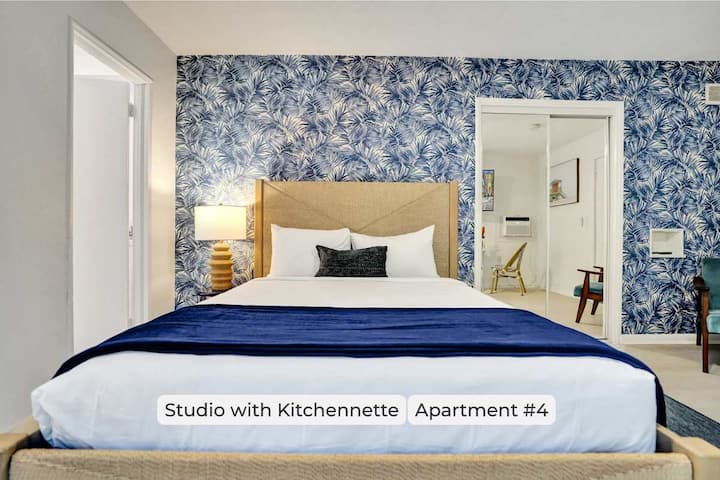Charming Lake Worth Studio With Kitchenette - Lake Worth, FL