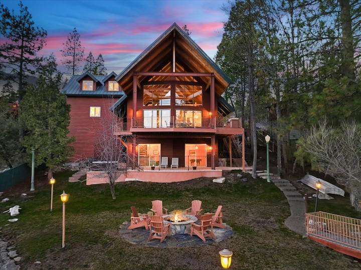 New! Lakefront With Private Dock/spa/firepit! - Bass Lake, CA