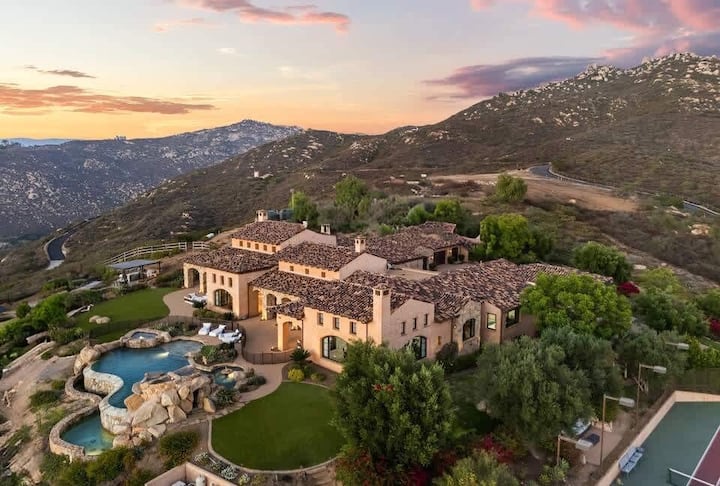Sunset Point Estate Where Luxury Meets Restoration - Rancho Bernardo - San Diego