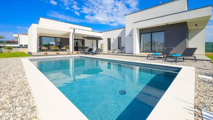 Retraite De Luxe Au Bord Du Lac Au Cœur De Tushemi - 阿爾巴尼亞