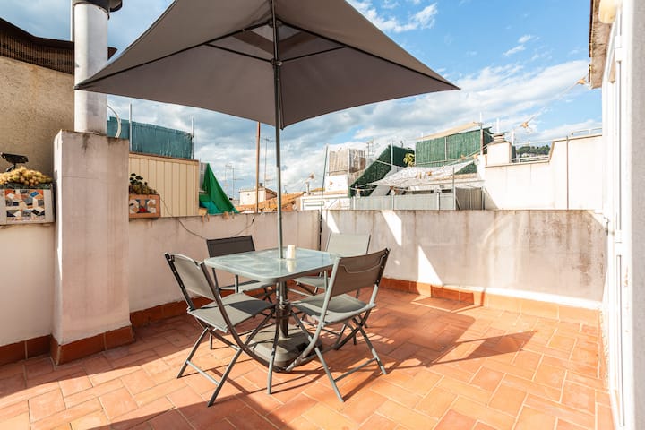 Penthouse With Private Roof Terrace - Santa Susanna
