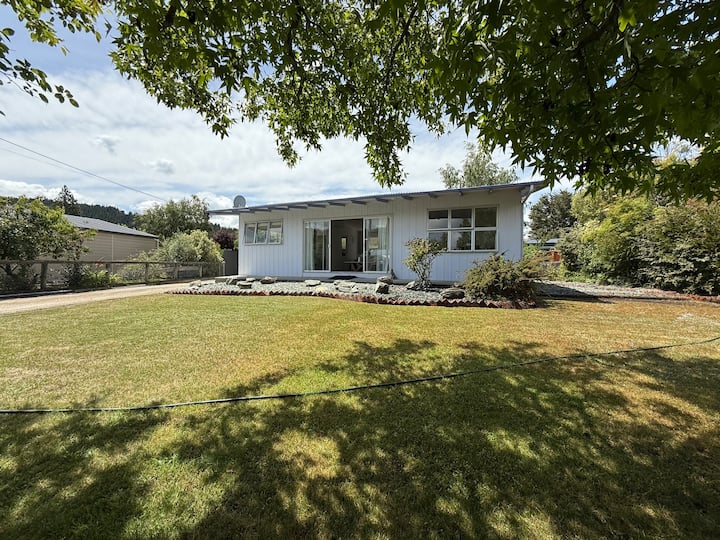 Newcastle Nook - Clyde Holiday Home - ニュージーランド アレクサンドラ