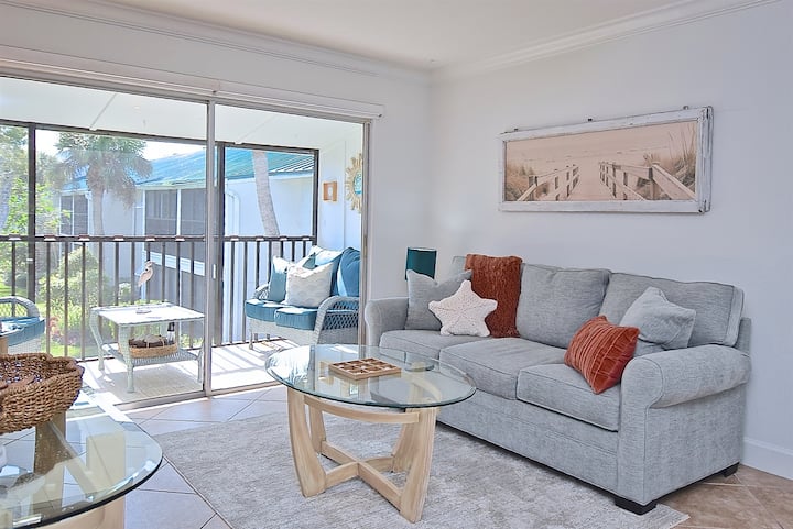 Renovated Fall 2025. 1/4 Mile To #1 Siesta Beach. - Siesta Key, FL