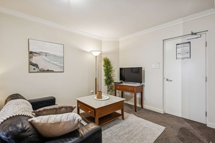 Simple City Accommodation Near Cbd - Perth