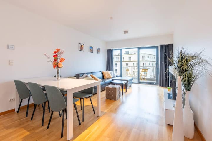 Beautiful Apartment In The City Centre For 6 - Ostende