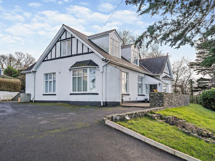 6 Bed In Llwyncelyn (74151) - Aberaeron