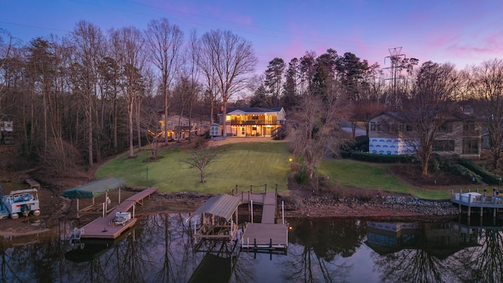 Lakefront + Kayaks + Dock, Home Sweet Bowen - Lake Bowen, SC