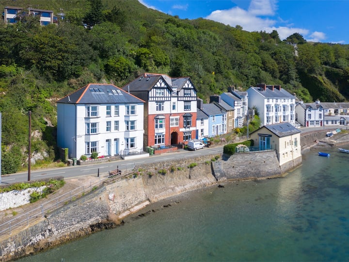 4 Bed In Aberdovey (Dy003) - Aberdovey