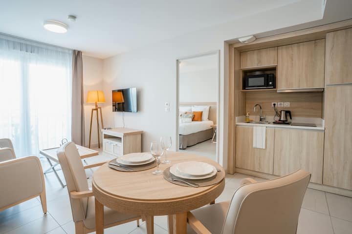Quality Suites Nice - Suite Room 4 People - Villefranche-sur-Mer