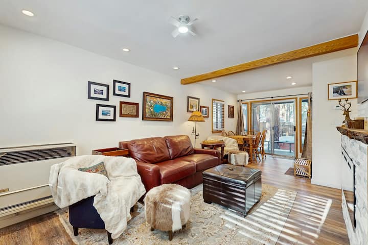 2br Cabin With Decks, Yard - South Lake Tahoe, CA