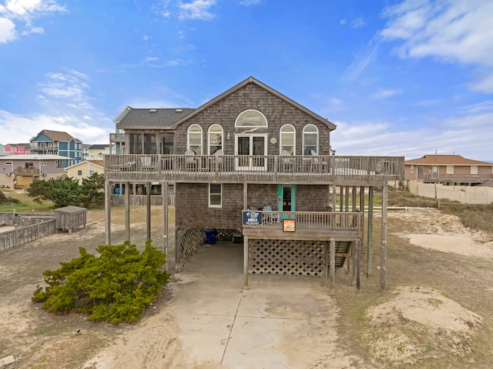 The Pickled Mermaid: Dogs Allowed - Rodanthe, NC