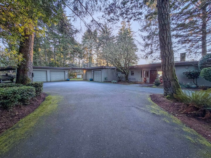 Seagate Manor, Cottage & Guest House In Coos Bay - Oregon